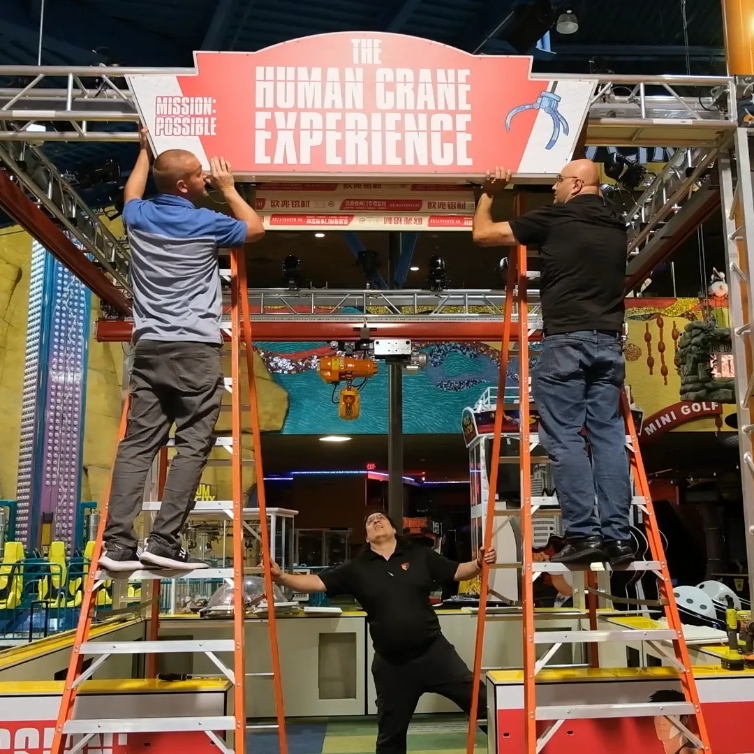 The Human Crane | Family Entertainment Group